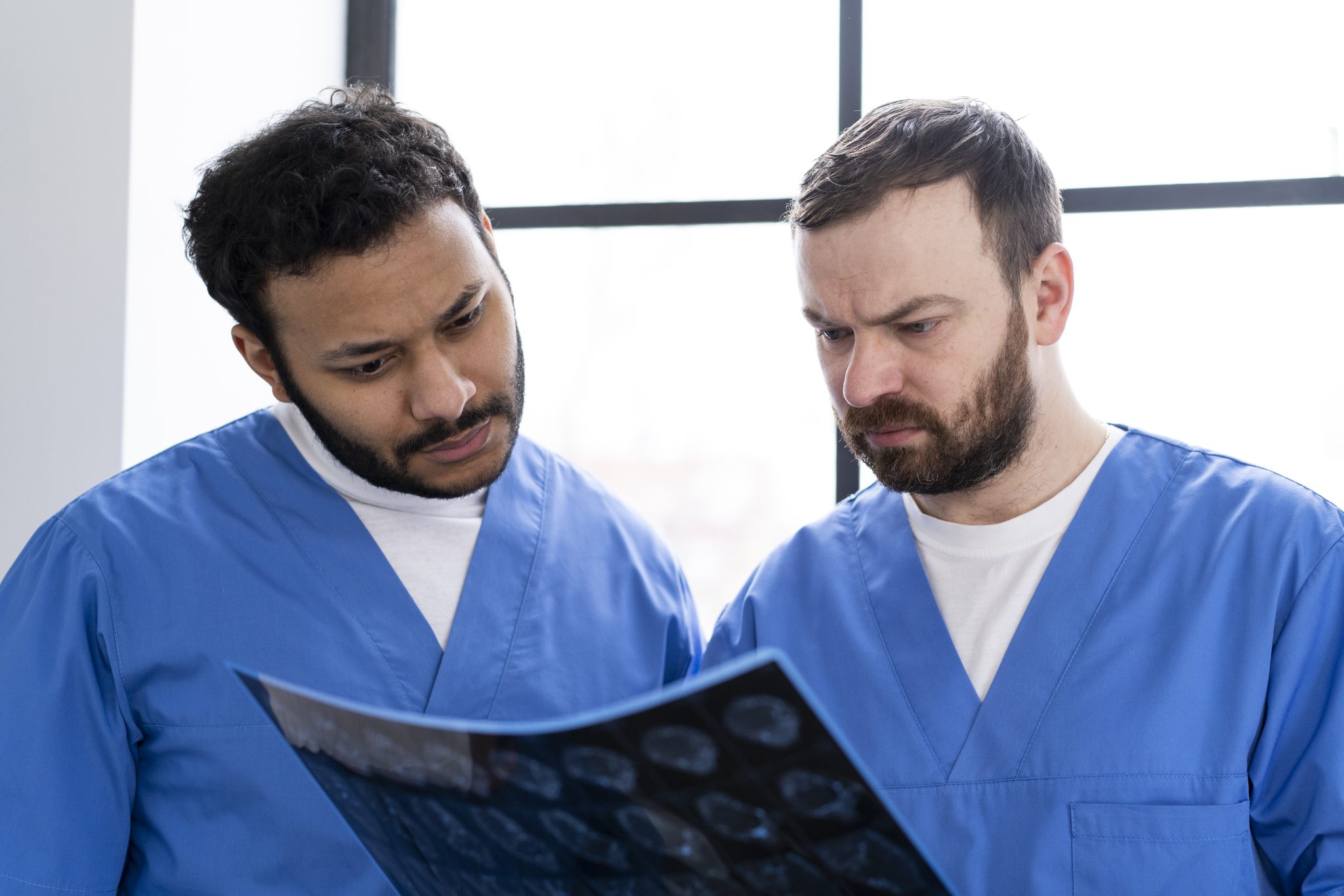 Choosing Between Spinal Decompression and Surgery - Spinal Recovery Center